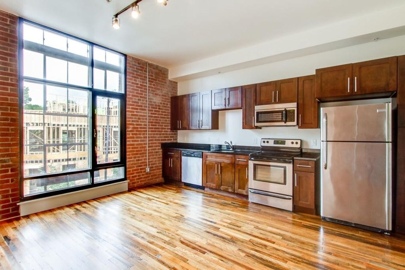 Gorgeous Germantown Historic Loft In Werthan... Apartments Nashville, TN
