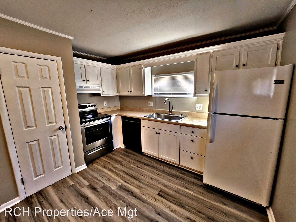 (rch-36) 1220 North Street Apartments Decatur, AL | Rentable