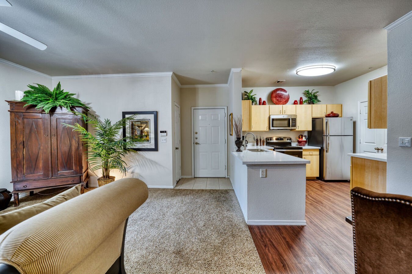 Red Hawk at Sheely Farms Apartments Phoenix, AZ | Rentable