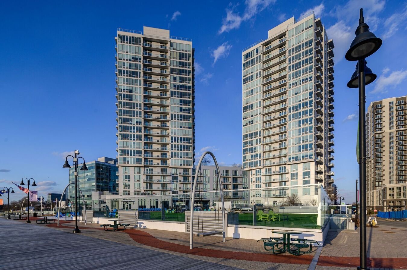 Beacon Harbor Point Apartments Stamford, CT | Rentable