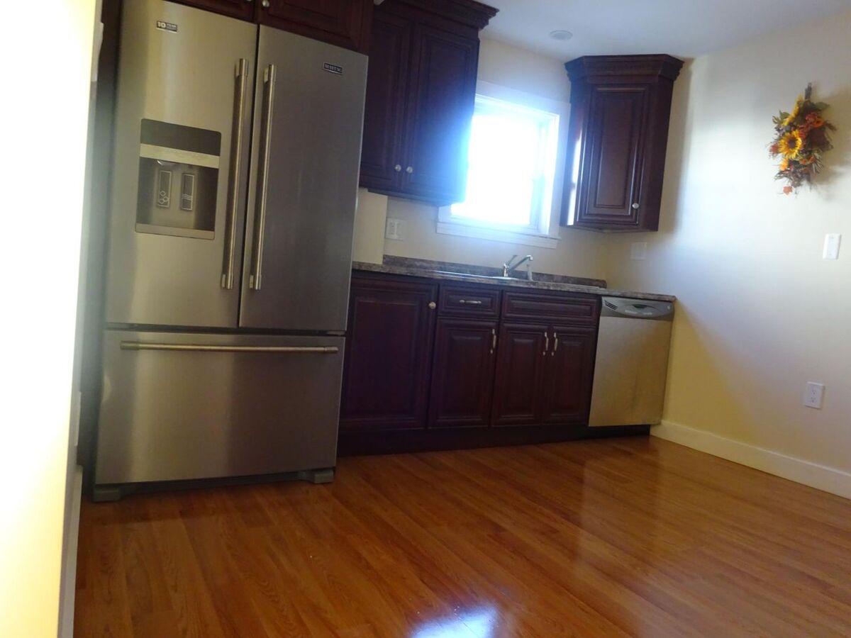 Oak Sq Area Of Brighton Pets Friendly, Laundry,... Apartments Brighton, MA
