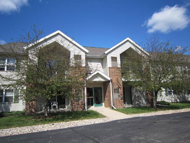Quarry Ridge Apartments - 5170 Anton Dr Madison, WI