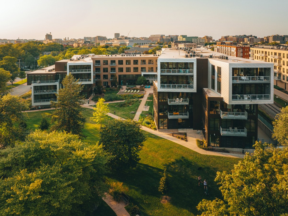 Seven27 At The Yards Apartments Madison, WI | Rentable