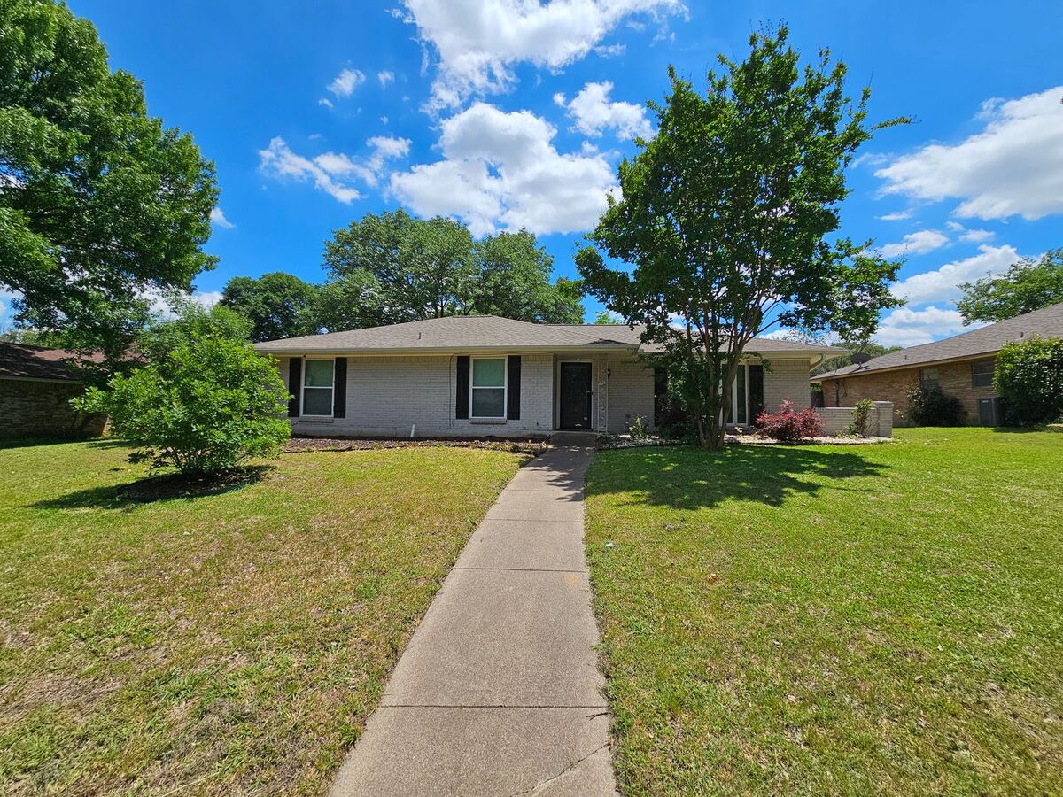 3-bedroom, 2-bathroom Home In Desoto, Tx, Apartments Desoto, TX