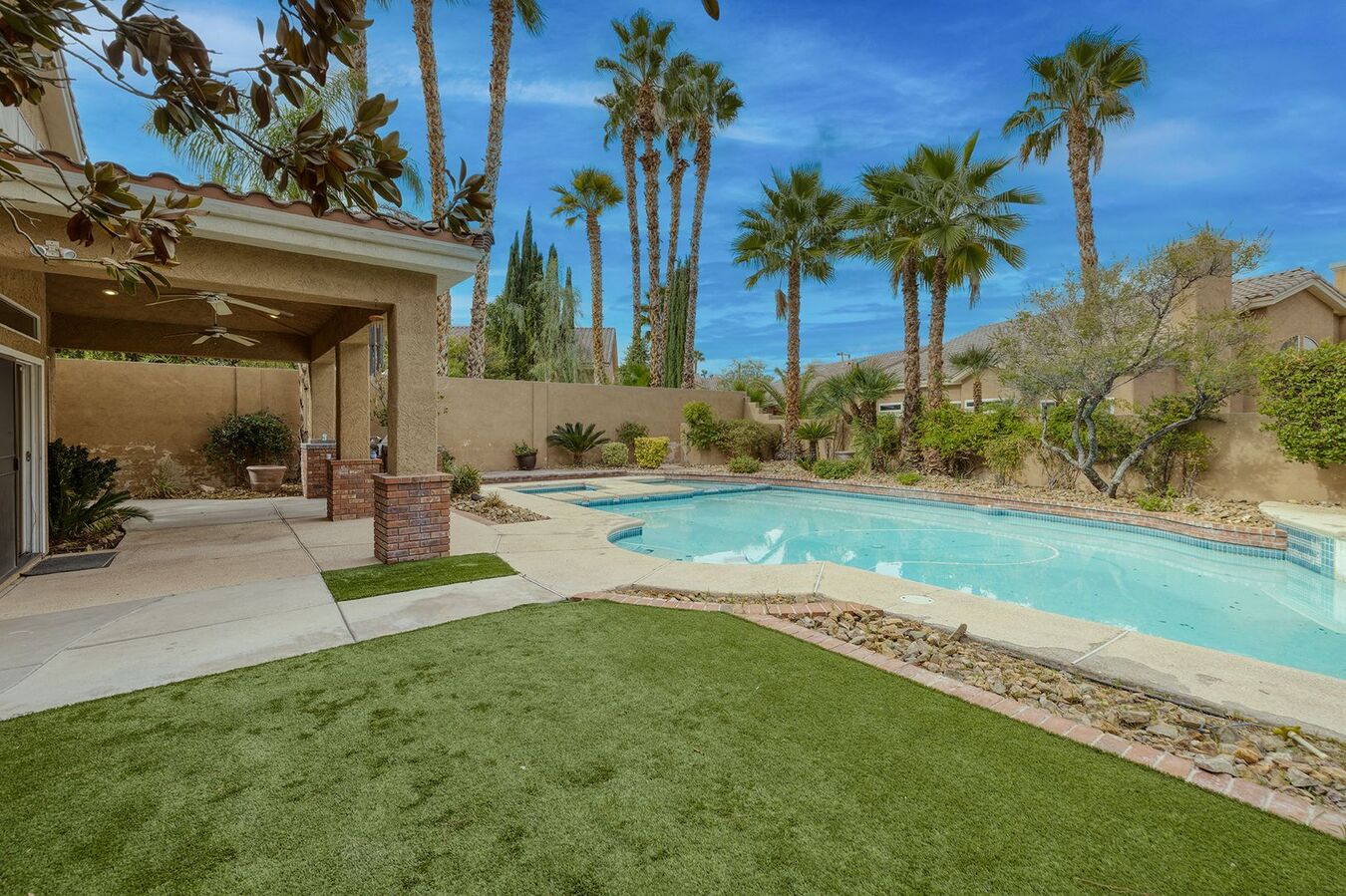 Summerlin Home W/ Pool, Spa & Wading/kiddie Pool Apartments Las Vegas, NV