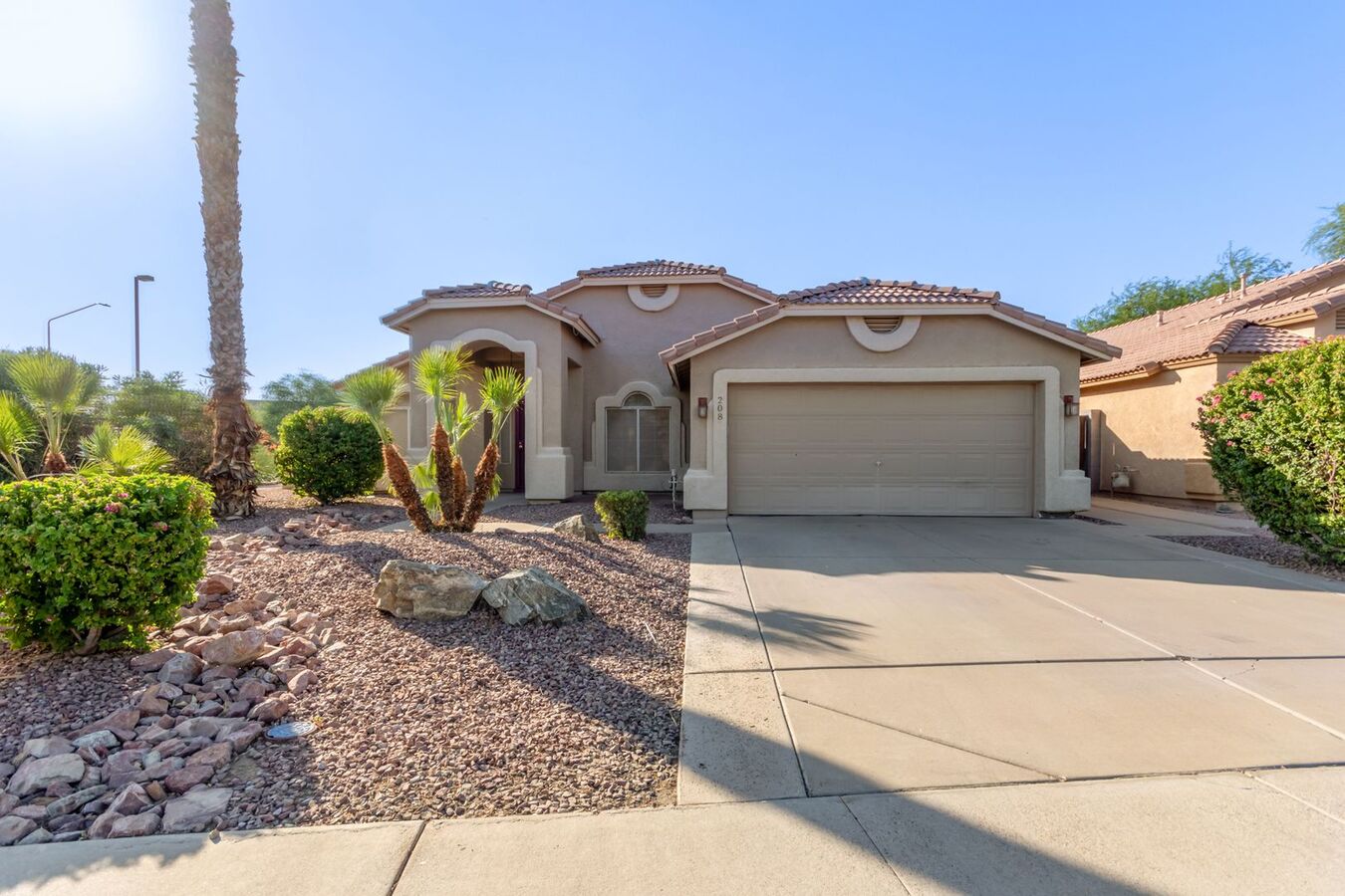 Beautiful Gilbert Home On Corner Lot With... Apartments Gilbert, AZ