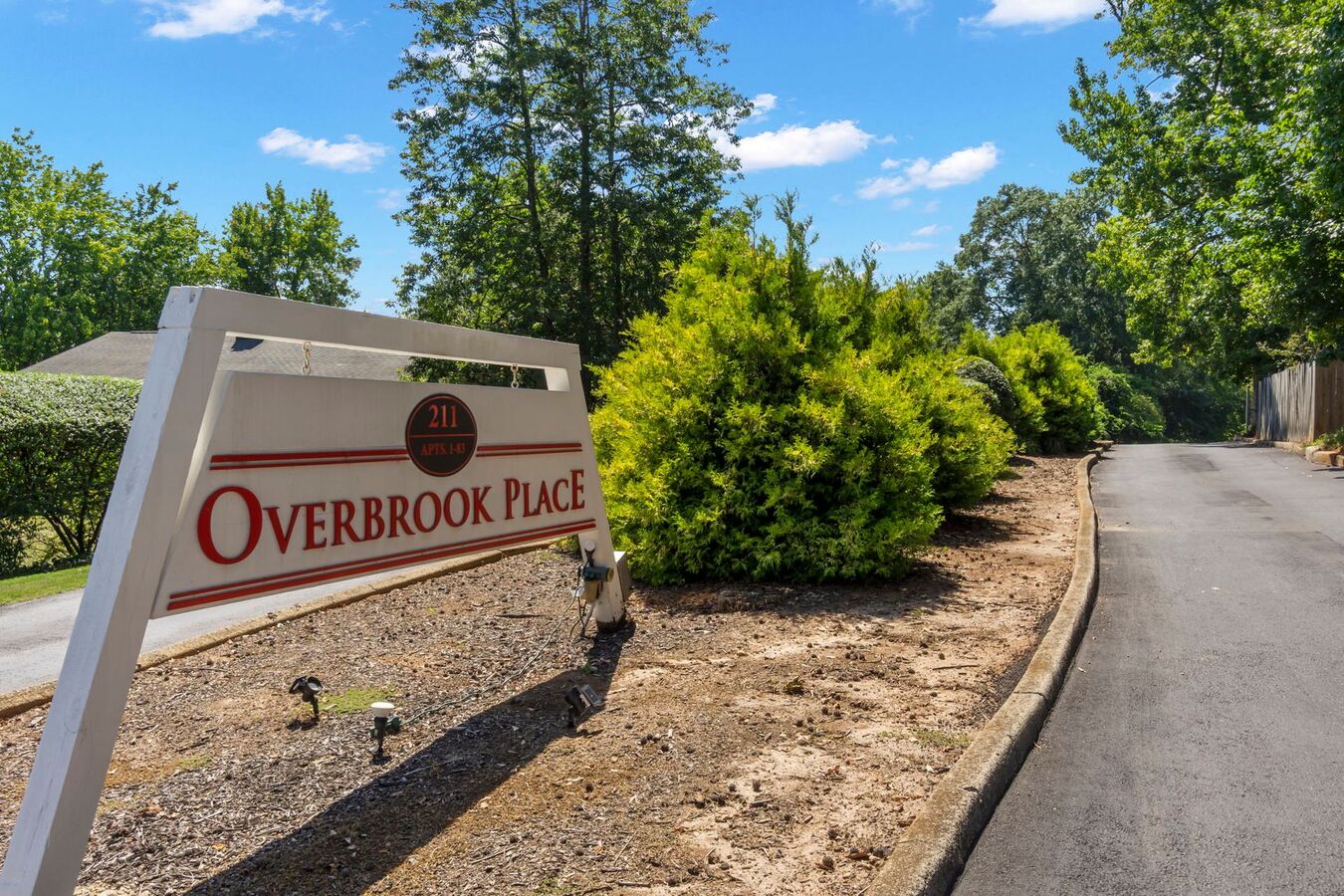 Overbrook Place Apartments - 211 Batesview Dr Greenville, SC