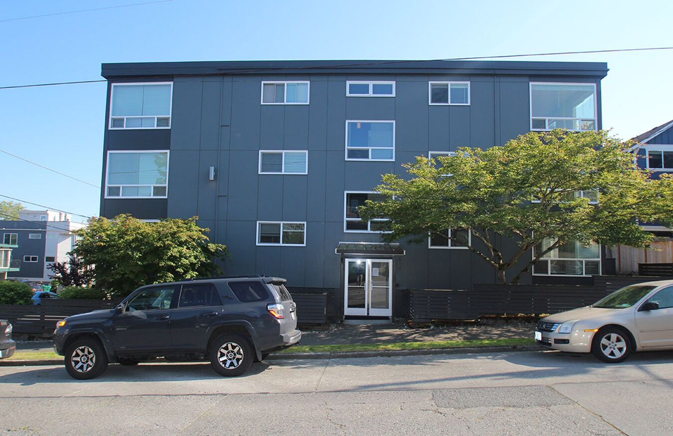 511 Apartment Building - 511 N 43rd St Seattle, WA | Rentable