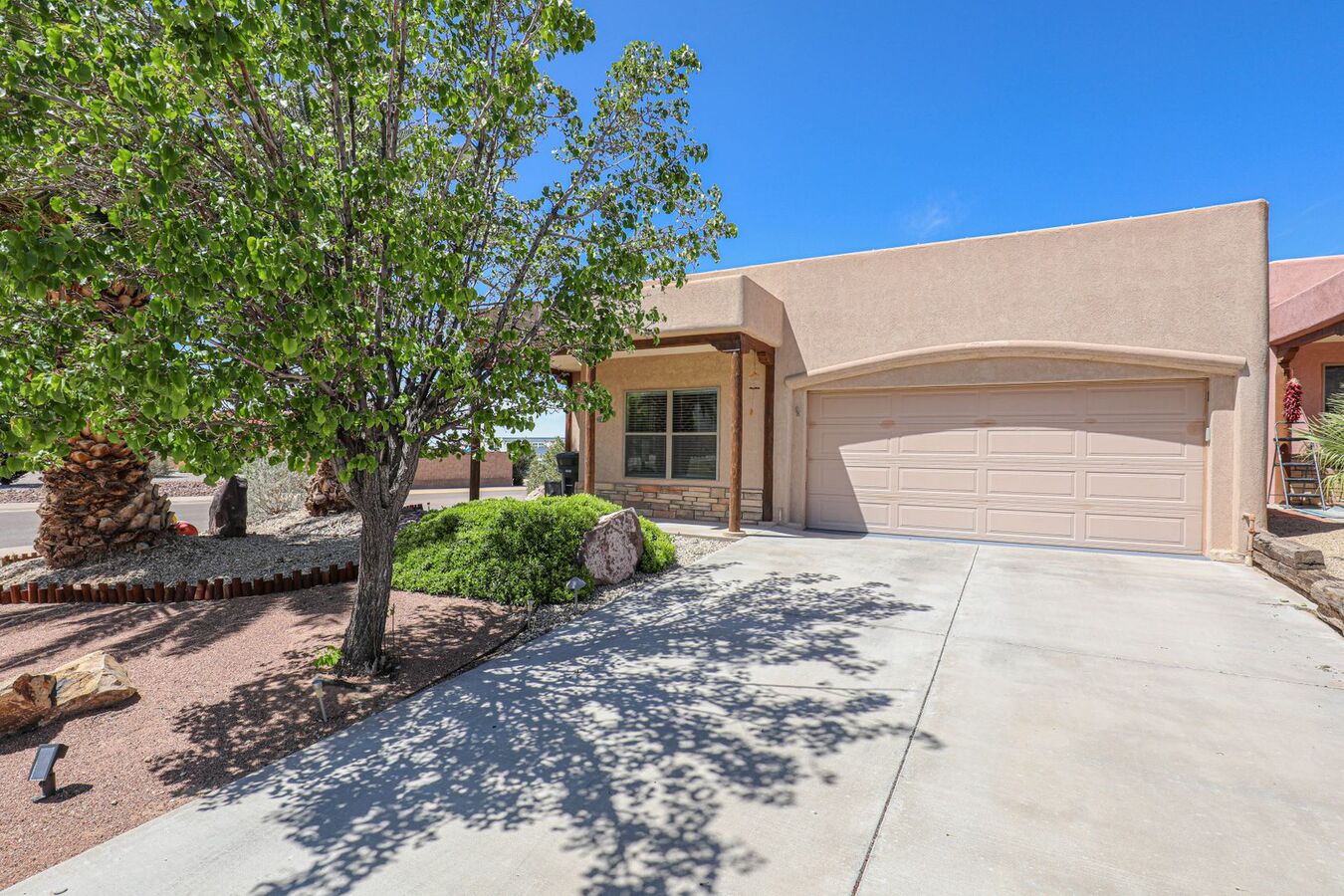2507 Las Alturas Ct Alamogordo, NM House for Rent | Rentable