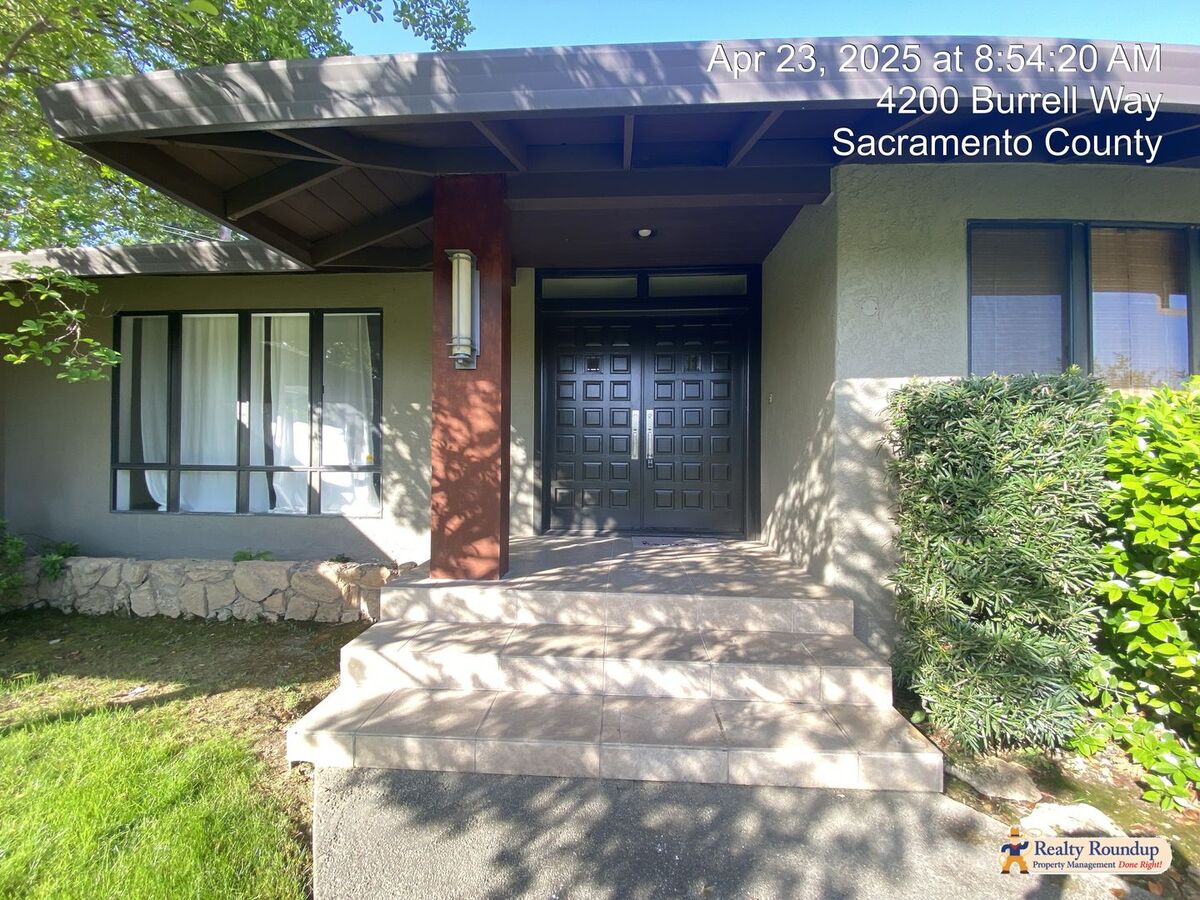 Sprawling Ranch With Open Floorplan &... Apartments Sacramento, CA