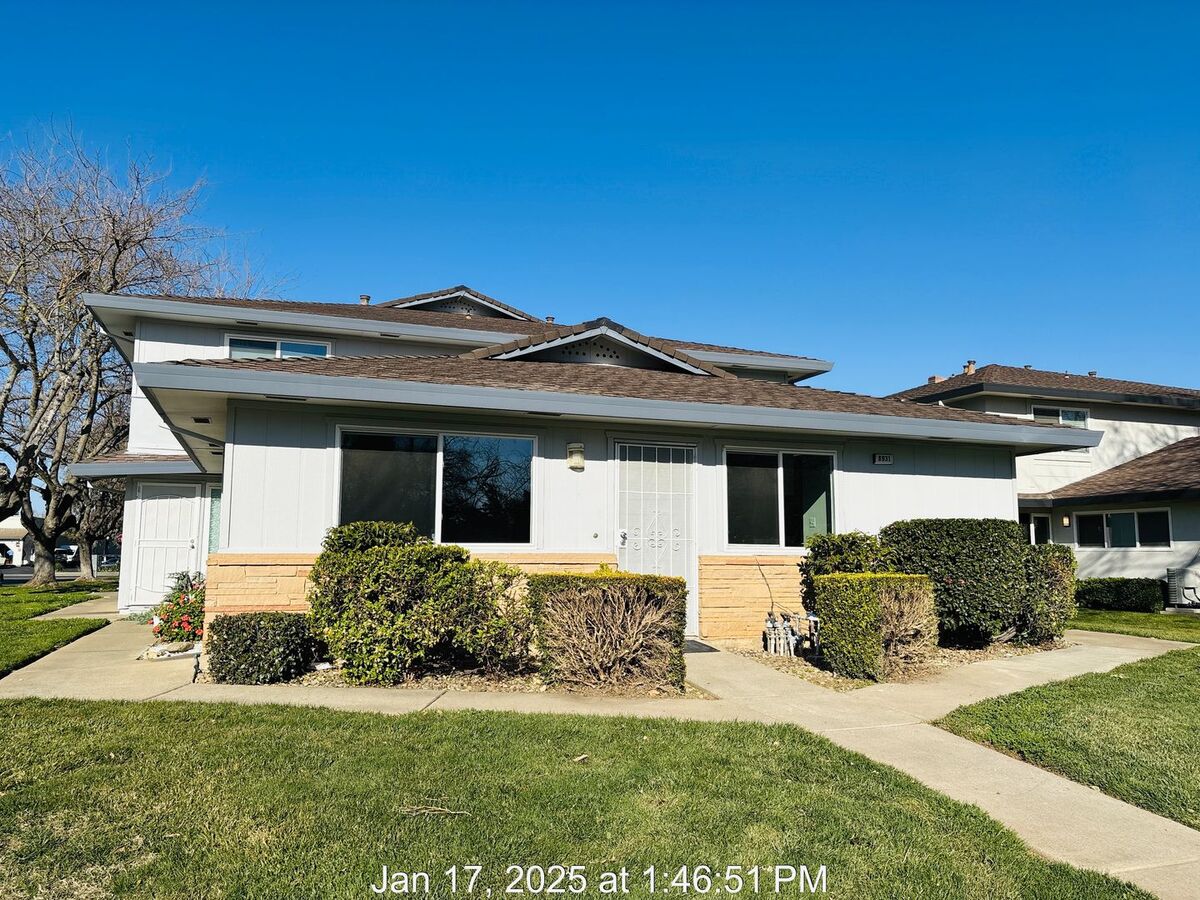 Cute Quadplex Unit Apartments Elk Grove, CA | Rentable