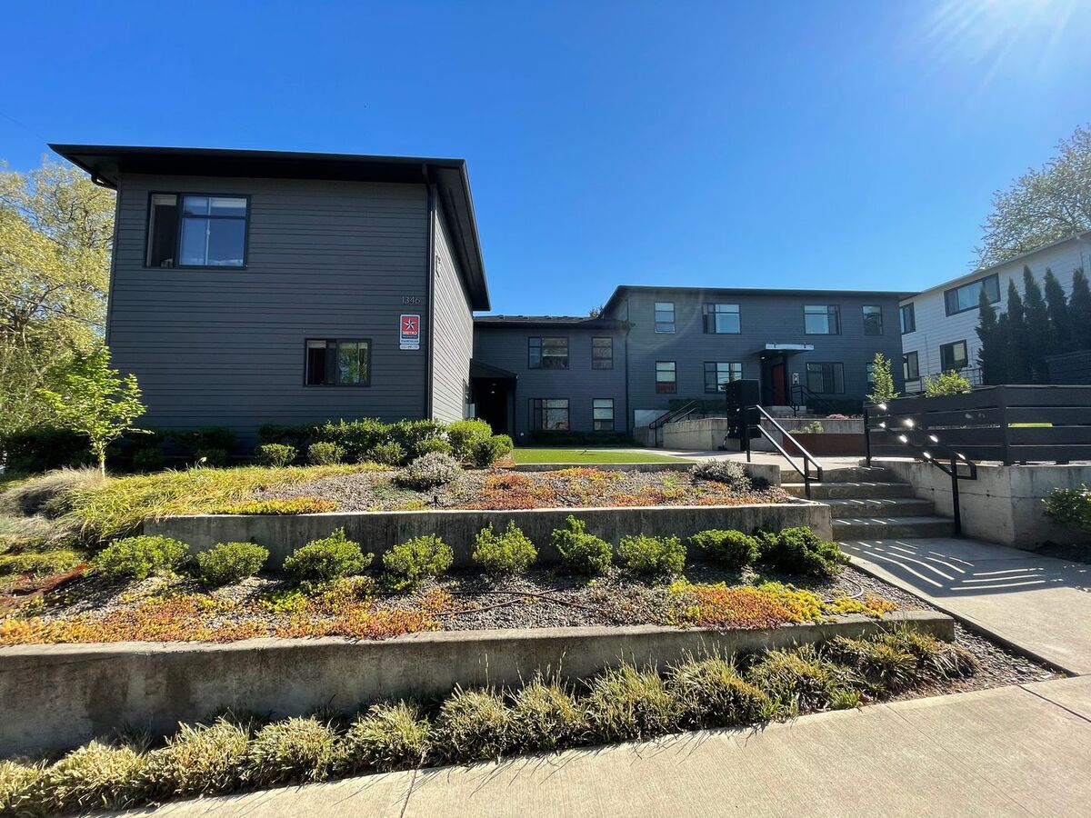 Brooklyn Commons By Star Metro Apartments Portland, OR