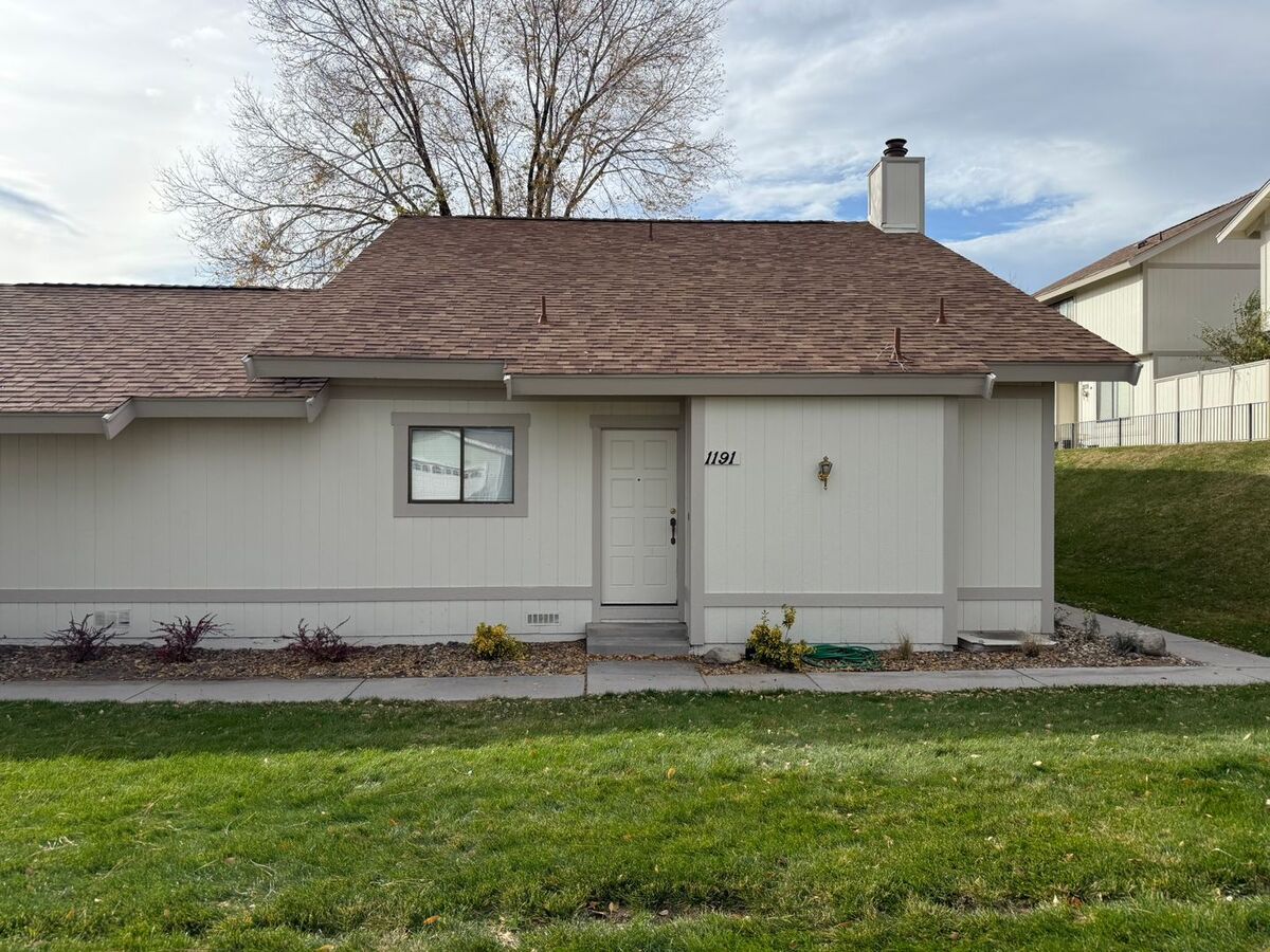 1191 Rayburn Drive - Charming 3-bedroom Condo In... Apartments Reno, NV