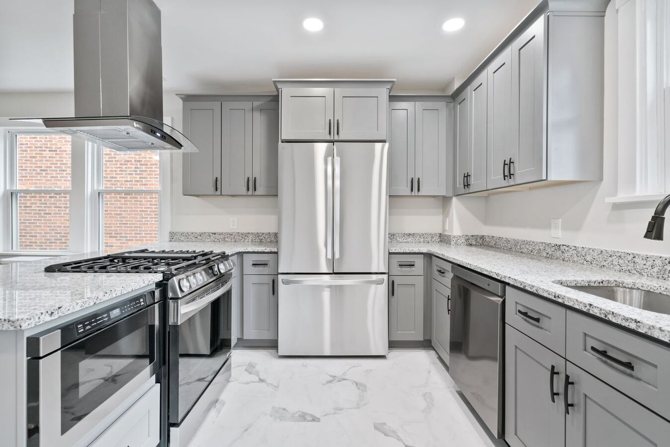 Newly Renovated 3br + 2 Bath | Prime East End... Apartments Pittsburgh, PA