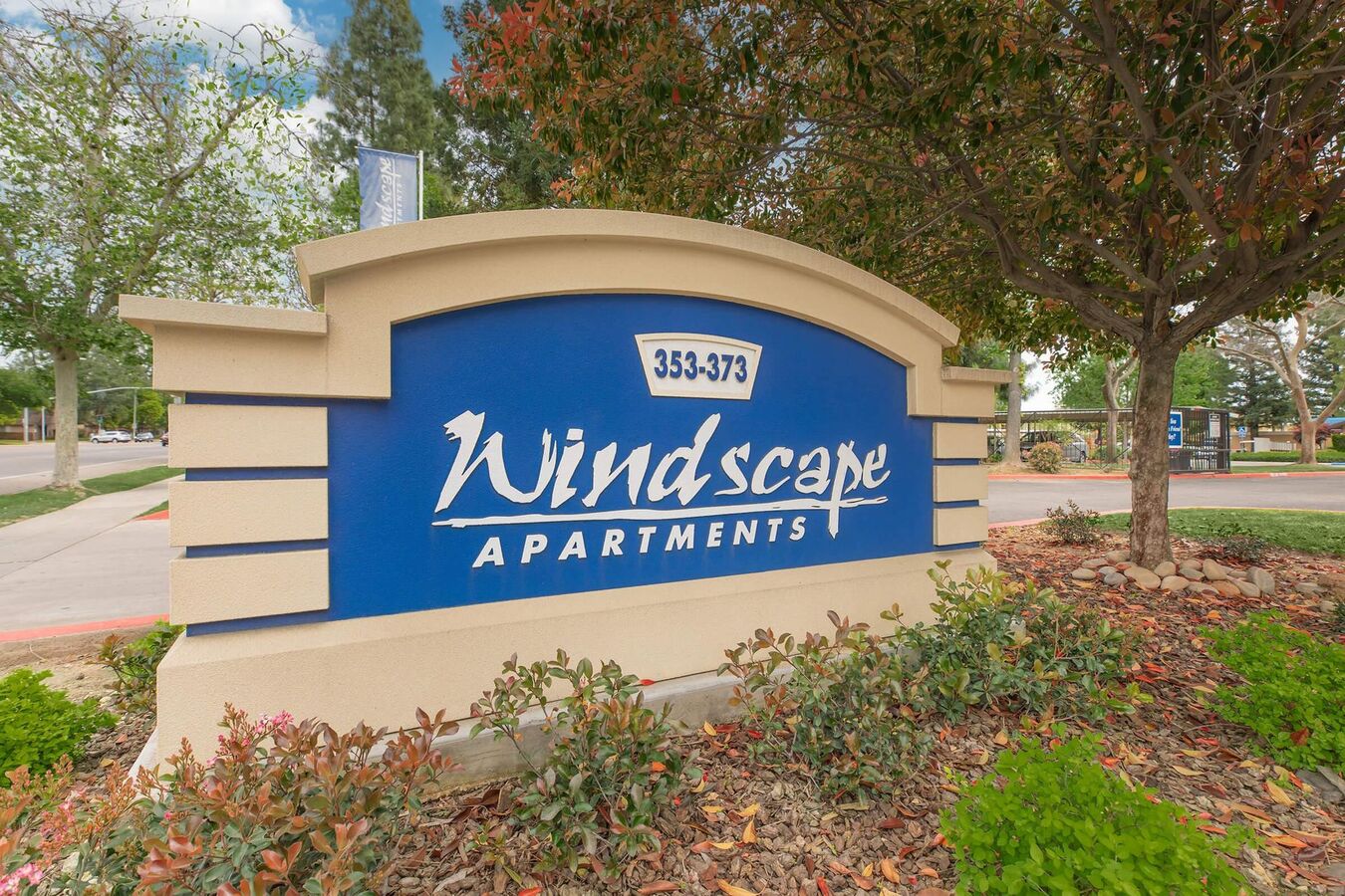Windscape Apartments - 373 W Nees Ave Fresno, CA | Rentable