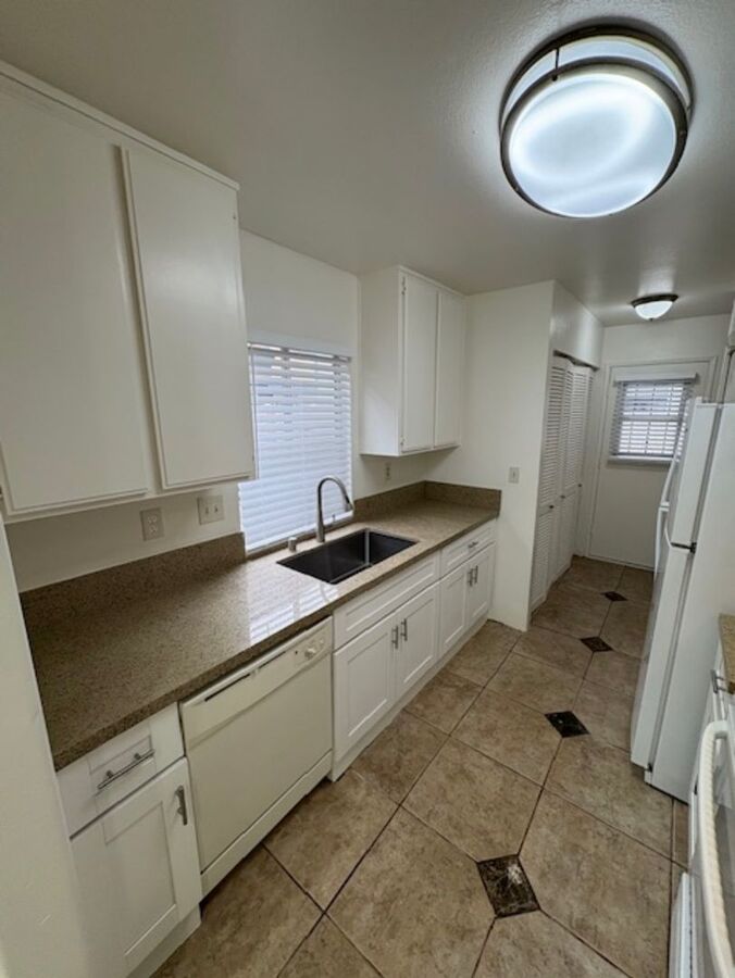 Half Off 1st Month Rent!! Extra Large 3bd/2ba 2... Apartments San Diego, CA