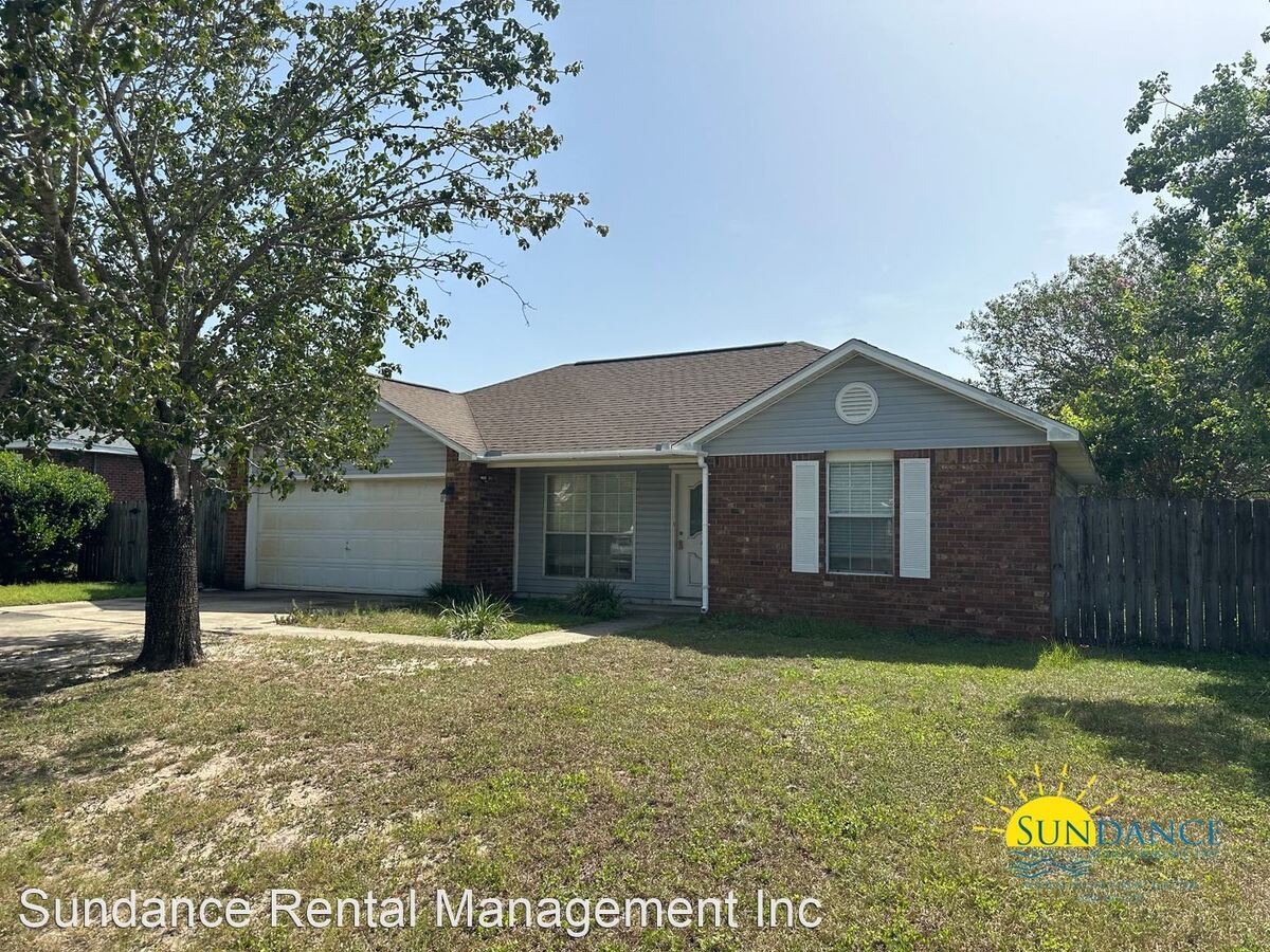 2102 Frontera St Navarre, FL House for Rent | Rentable