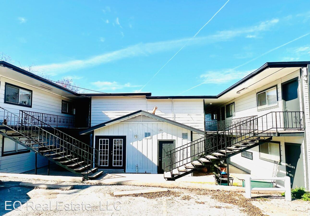 Red River Place Apartments - 924 E Dean Keeton St Austin, TX