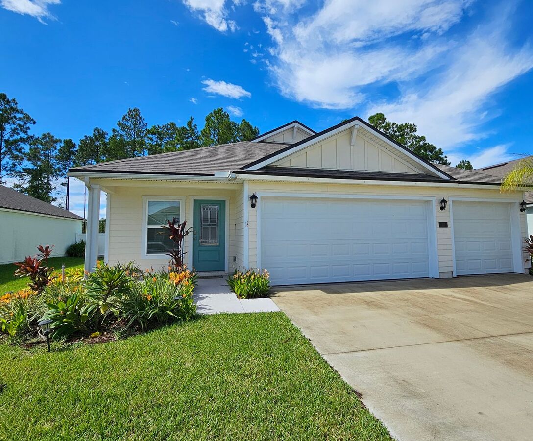 Sawmill Branch 4 Bedroom 2 Bath 3 Car Garage Home Apartments Palm Coast, FL