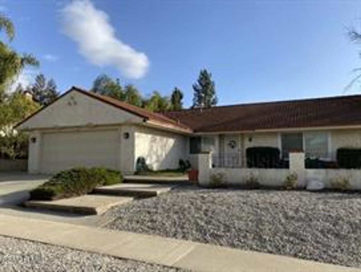 Beautifully Updated Single-story Home In... Apartments Simi Valley, CA