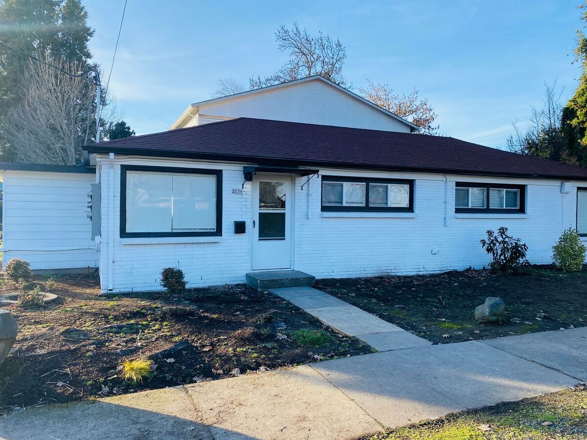 Super Cute Single Level Duplex Unit Apartments Forest Grove, OR