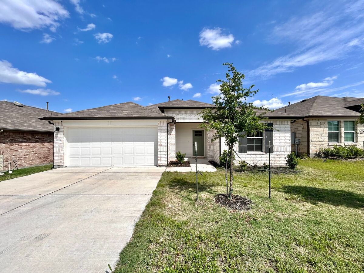 Beautiful 3/br 2/ba Home With Upgraded Kitchen &... Apartments Manor, TX