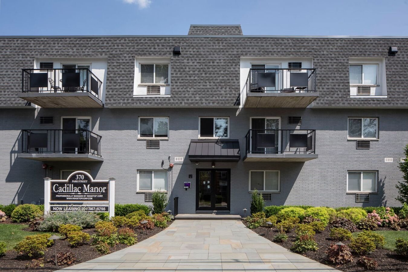 Cadillac Manor: On-site Laundry, Heat, Hot &... Apartments Hackensack, NJ