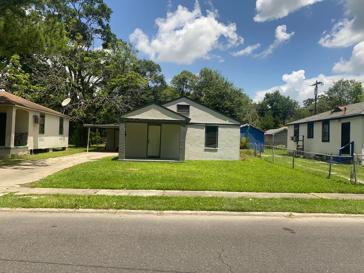 Renovated 3-bedroom Home With Modern Comforts Apartments Baton Rouge, LA
