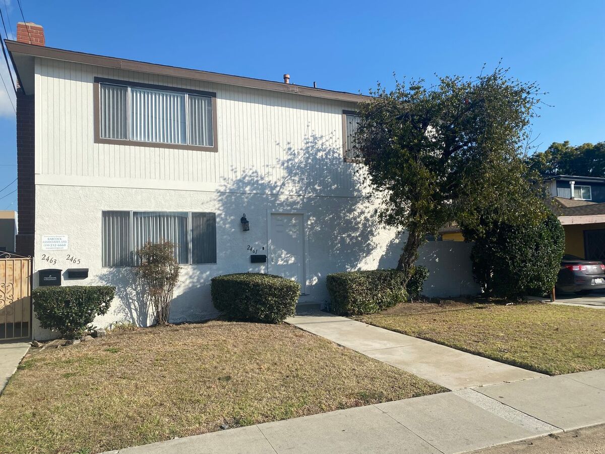 3995 W Carson St