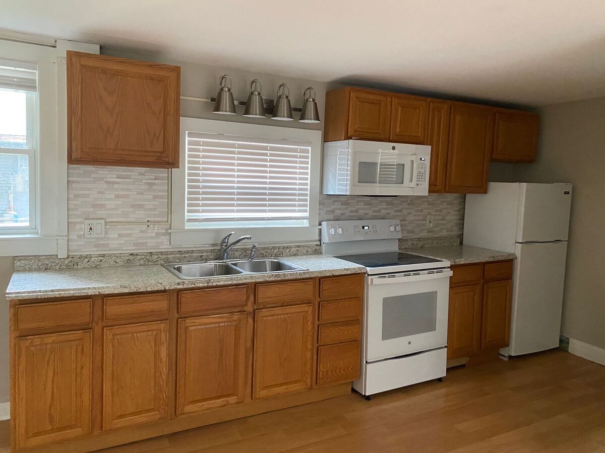 116 Main St Springfield, VT Apartment for Rent | Rentable