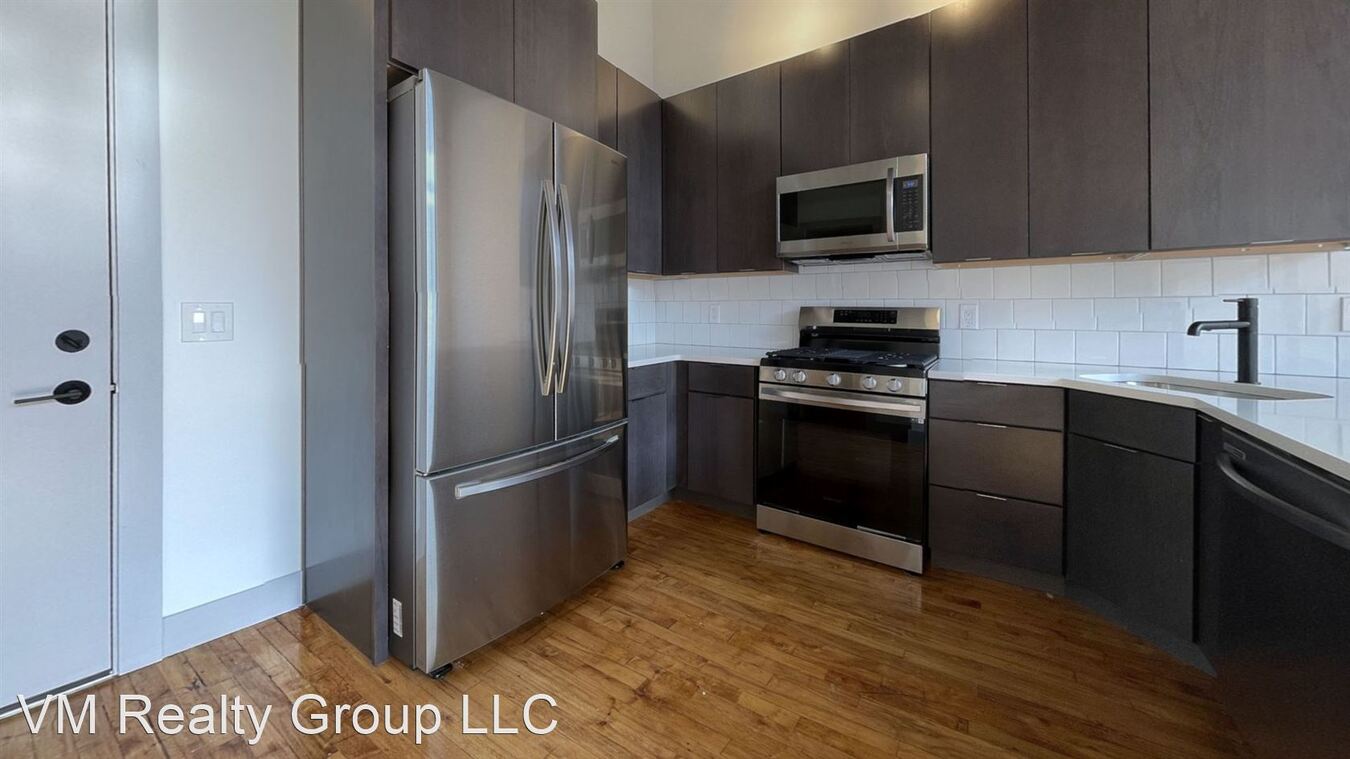 Laros Lofts Apartments - 650 E North St Bethlehem, PA