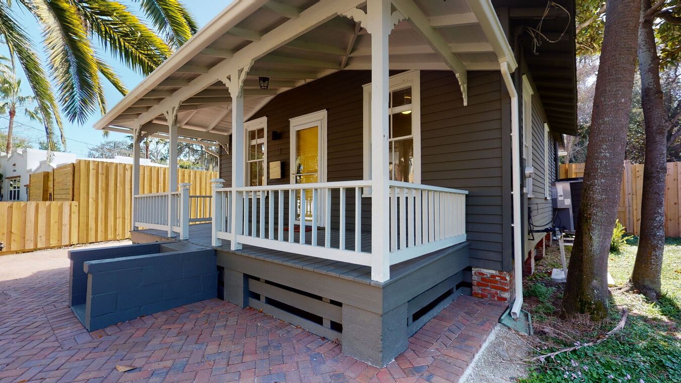 Welcome To The Historic Hildreth House Featuring... Apartments St ...
