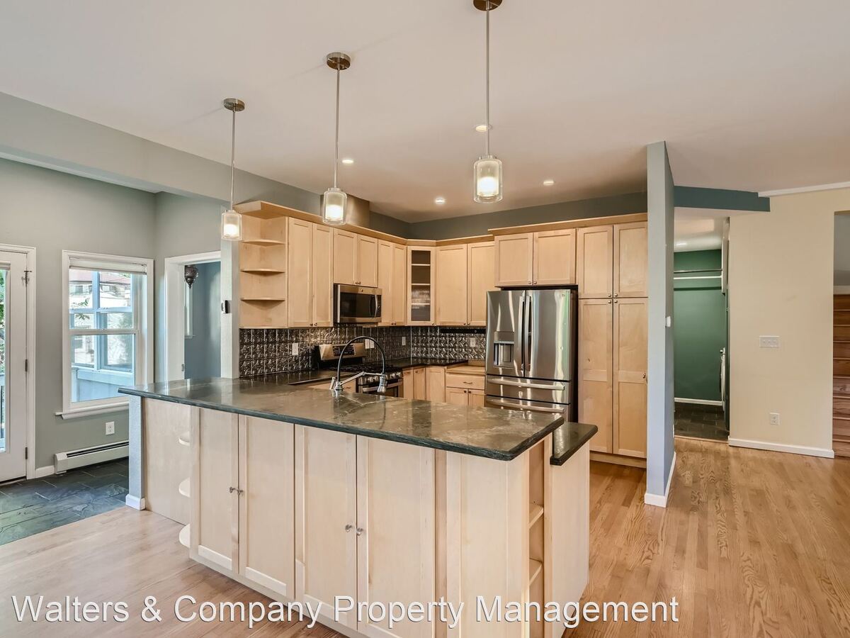 1975 S Pearl St Denver, CO House for Rent | Rentable