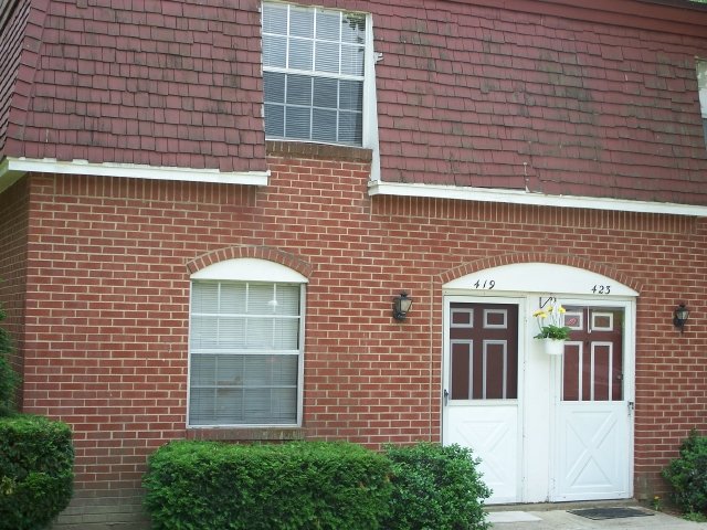 Hartford Square Apartments Lower Burrell, PA | Rentable