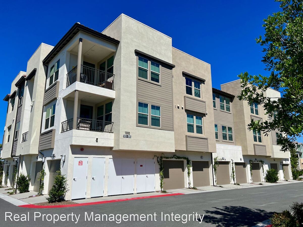 1000 Lasso Way Unit 202 Rancho Mission Viejo, CA House for Rent