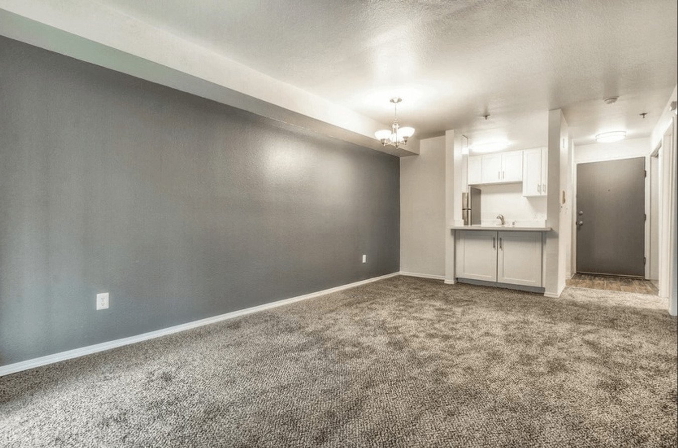 Top Floor 1 Bedroom 1 Bath Unit In Federal Way Apartments Federal Way, WA