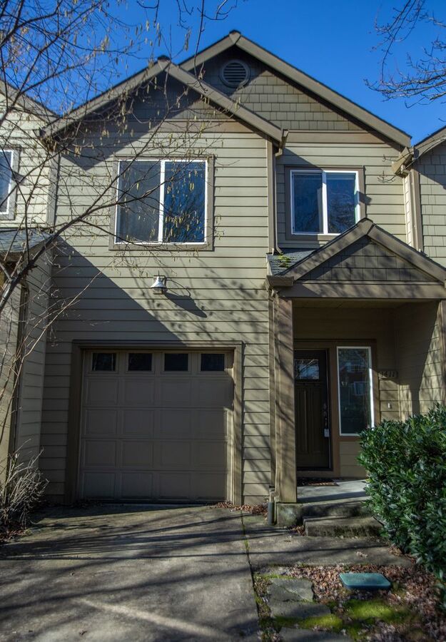 North Mt Tabor NE Portland 3 Bedroom 3 Level... Apartments Portland, OR