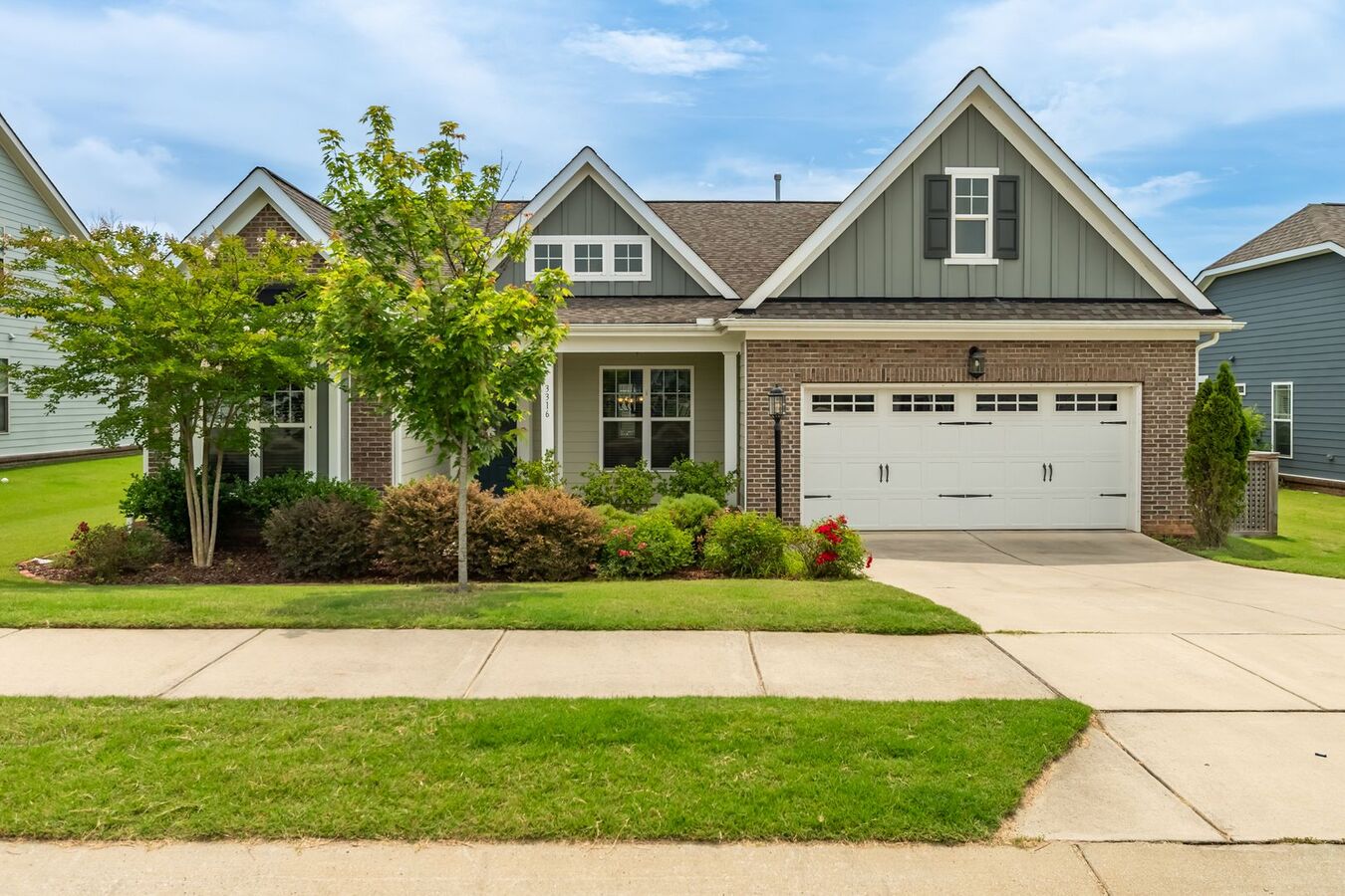 Stunning Like-new Ranch In South Lakes Apartments Fuquayvarina, NC