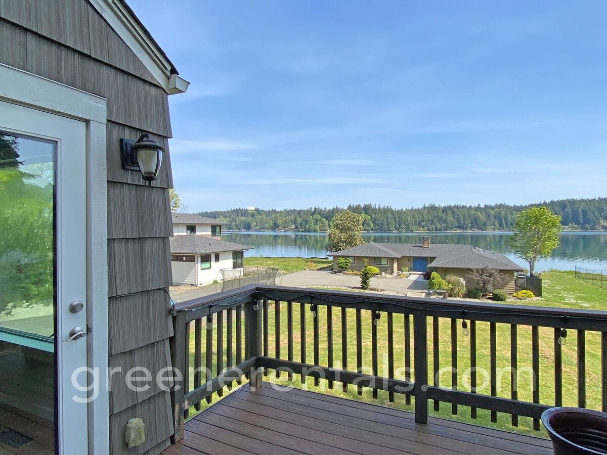 2bd/2ba Updated Home, West Olympia, Waterfront... Apartments Olympia, WA
