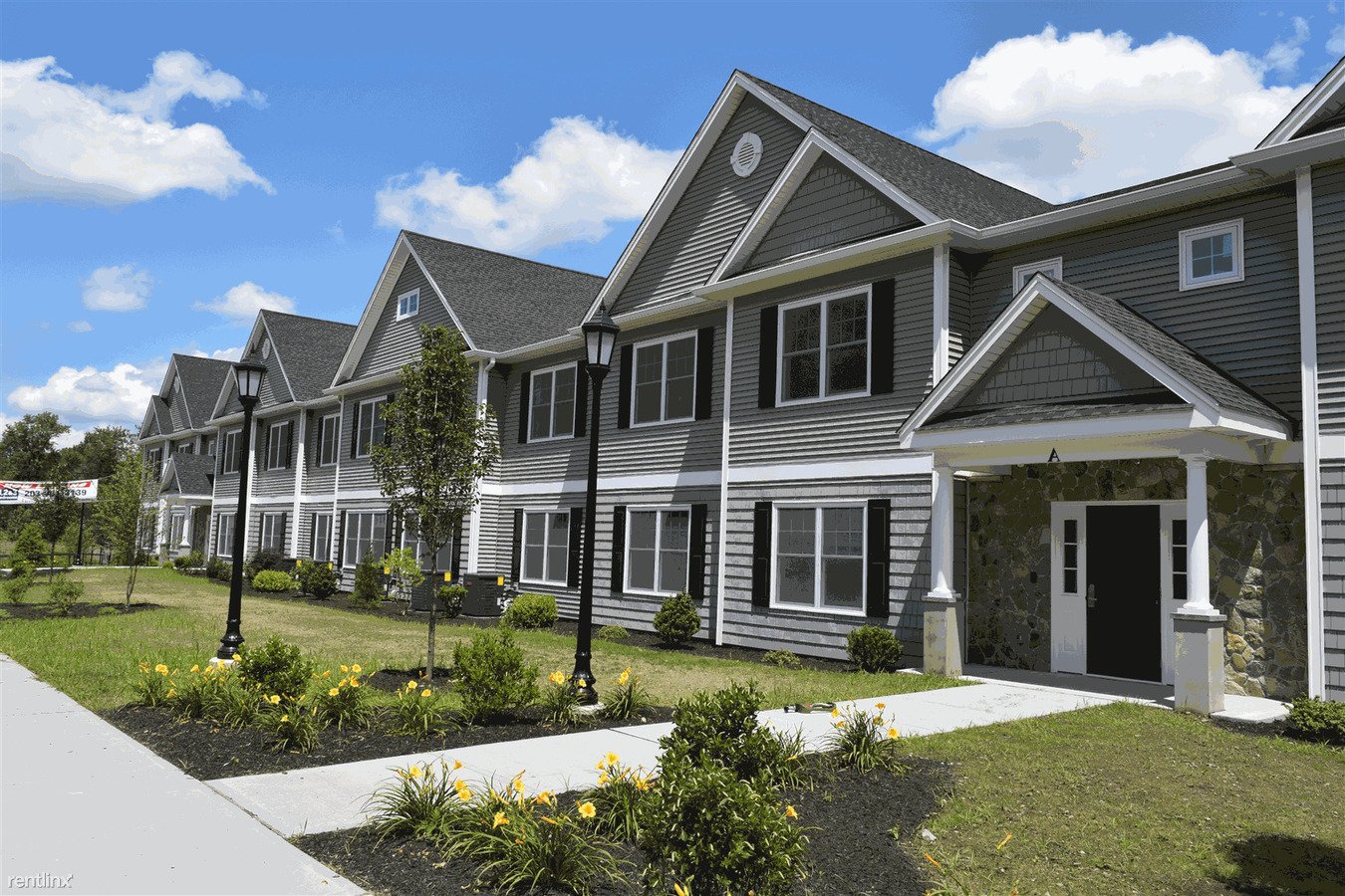 Town Line Commons Apartments - 1 South St Danbury, CT