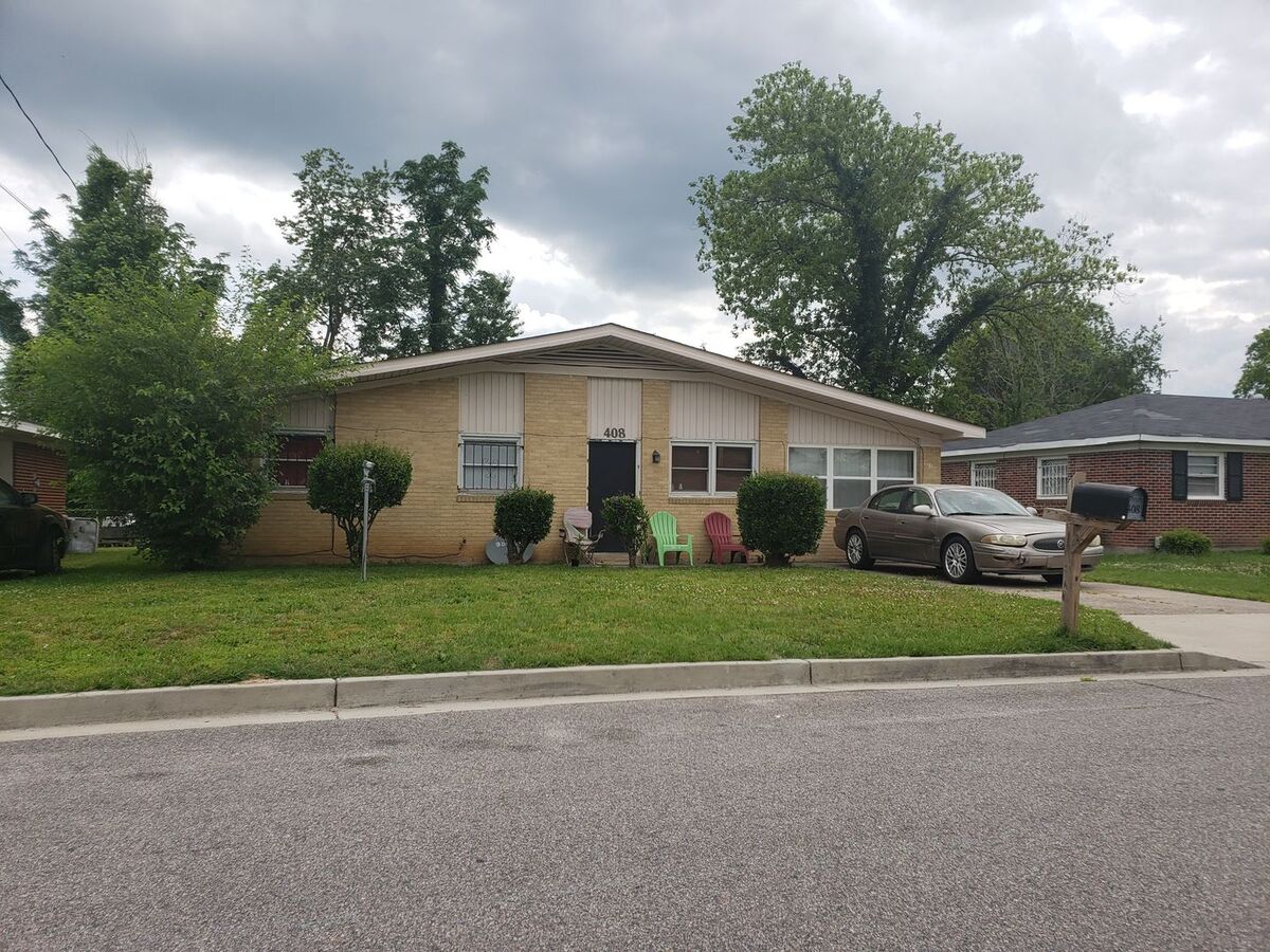 3/4 Br Brick Ranch Apartments - 408 Aiken St Augusta, GA