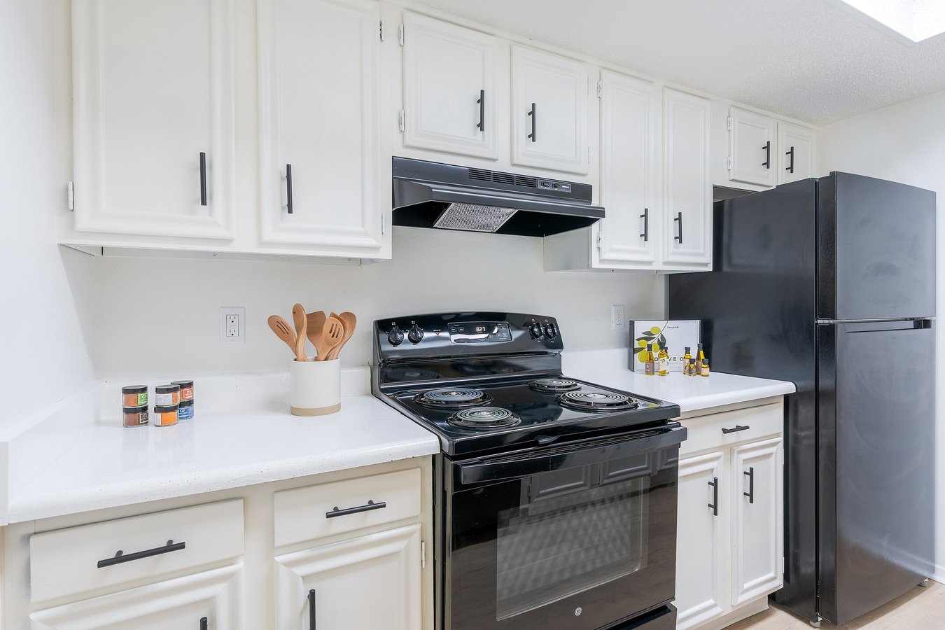 ReNew Towne Oaks Apartments - 7800 Youree Dr Shreveport, LA