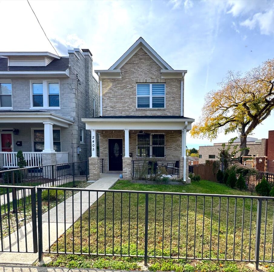 Stunning 5 Br/35 Ba Single-family Home In Randle... Apartments ...
