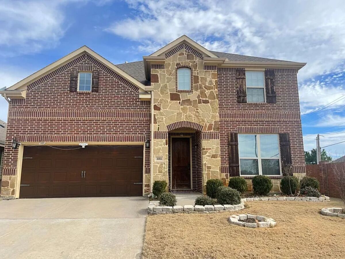Spacious 4br House In Euless Apartments Euless, TX | Rentable