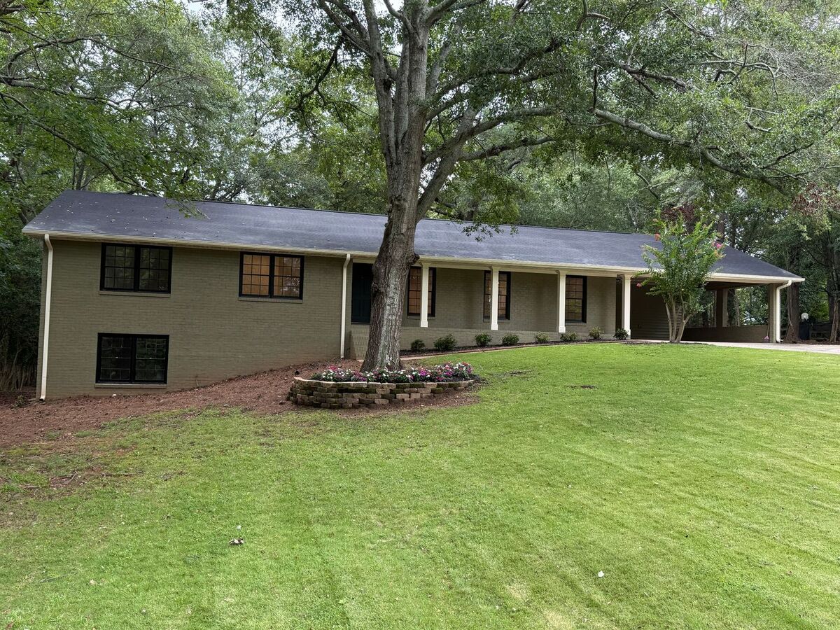 185 Landor Drive - Forrest Heights Neighborhood... Apartments Athens, GA