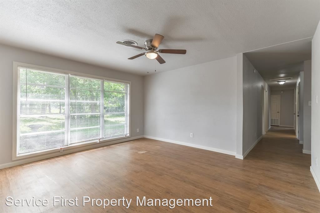 3803 Wagon Rd Dickinson, TX House for Rent | Rentable