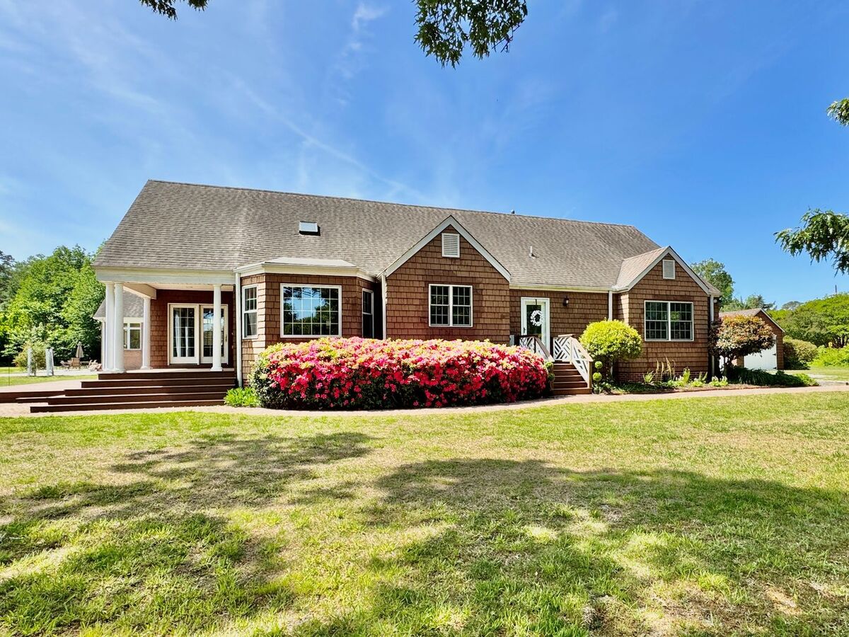 Waterfront Home On 1 Acre Treed Lot, 4/2 + (2)... Apartments Virginia ...