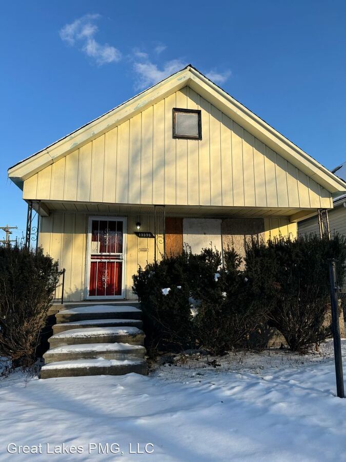15596 Log Cabin Detroit, MI House for Rent | Rentable