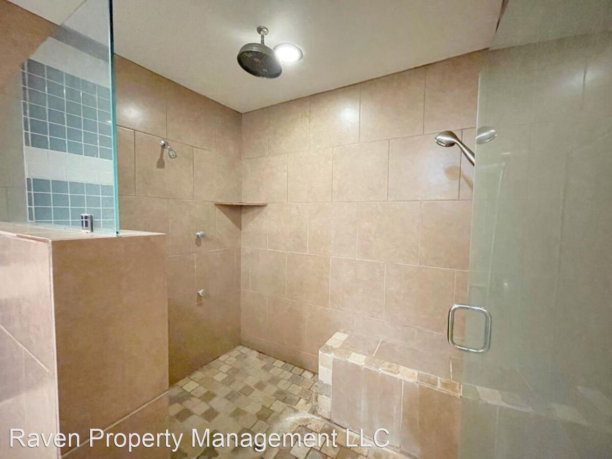 1404 Windsor St Huntsville, TX House for Rent | Rentable