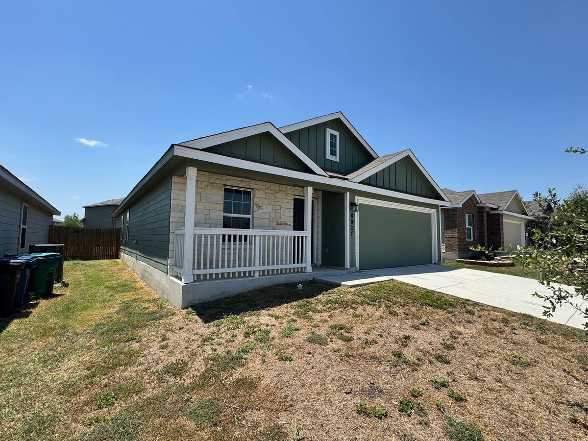 Move-in Ready Modern Home With Open Layout &... Apartments San Antonio, TX
